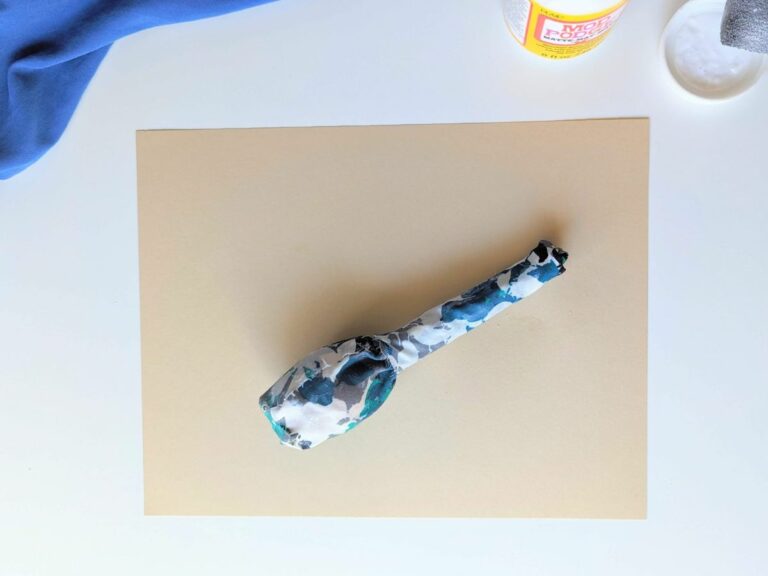 DIY Maracas (How to Make Colorful, Sturdy Maracas At Home!) - Raise ...