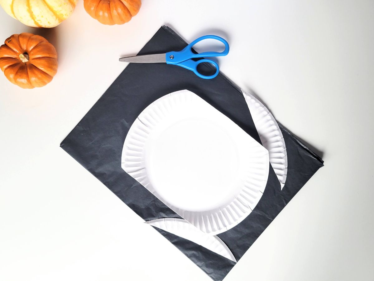 Easy Tissue Paper Ghost Craft - Raise Curious Kids