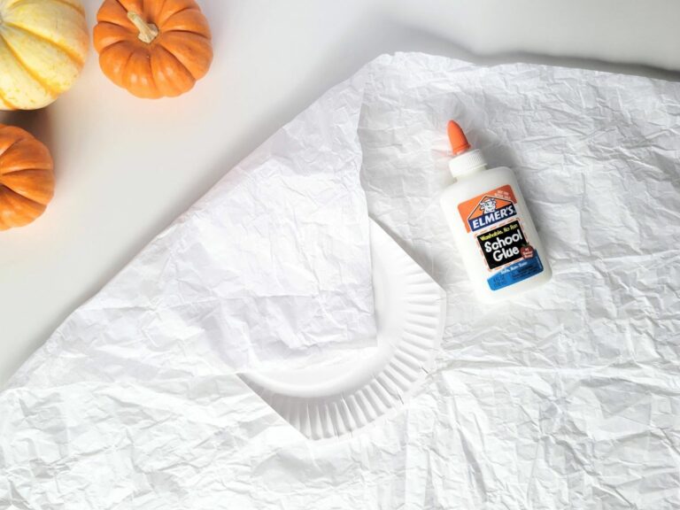Easy Tissue Paper Ghost Craft - Raise Curious Kids