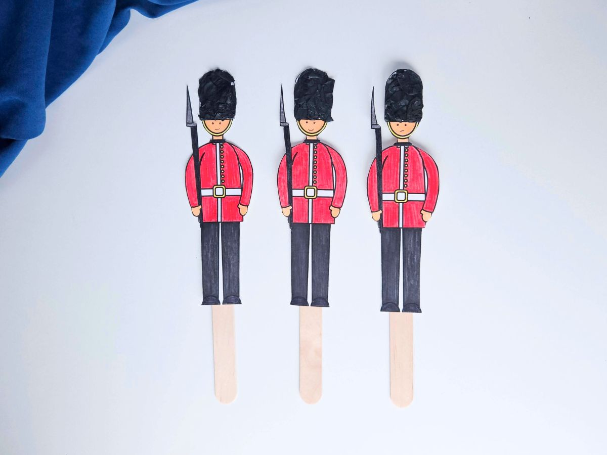 British King's Guard Puppet Craft - Raise Curious Kids