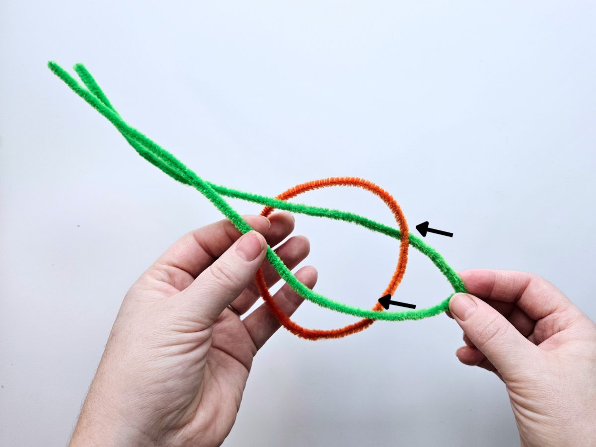 Celtic Knot Pipe Cleaner Craft - Raise Curious Kids