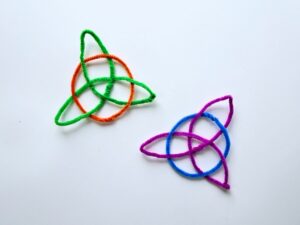 Celtic Knot Pipe Cleaner Craft - Raise Curious Kids