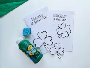 Shamrock Sponge Painting Craft (free St. Patrick's Day Card Templates ...