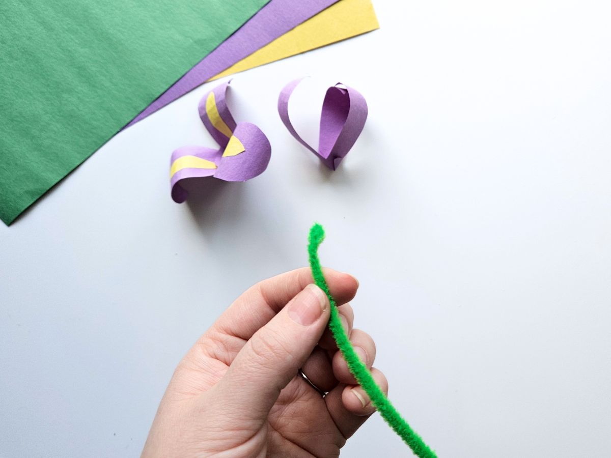 Cute and Easy Iris Flower Craft for Kids - Raise Curious Kids
