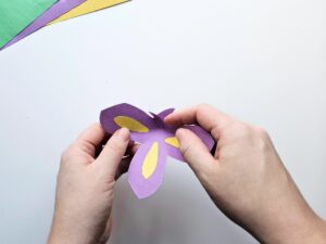 Cute and Easy Iris Flower Craft for Kids - Raise Curious Kids