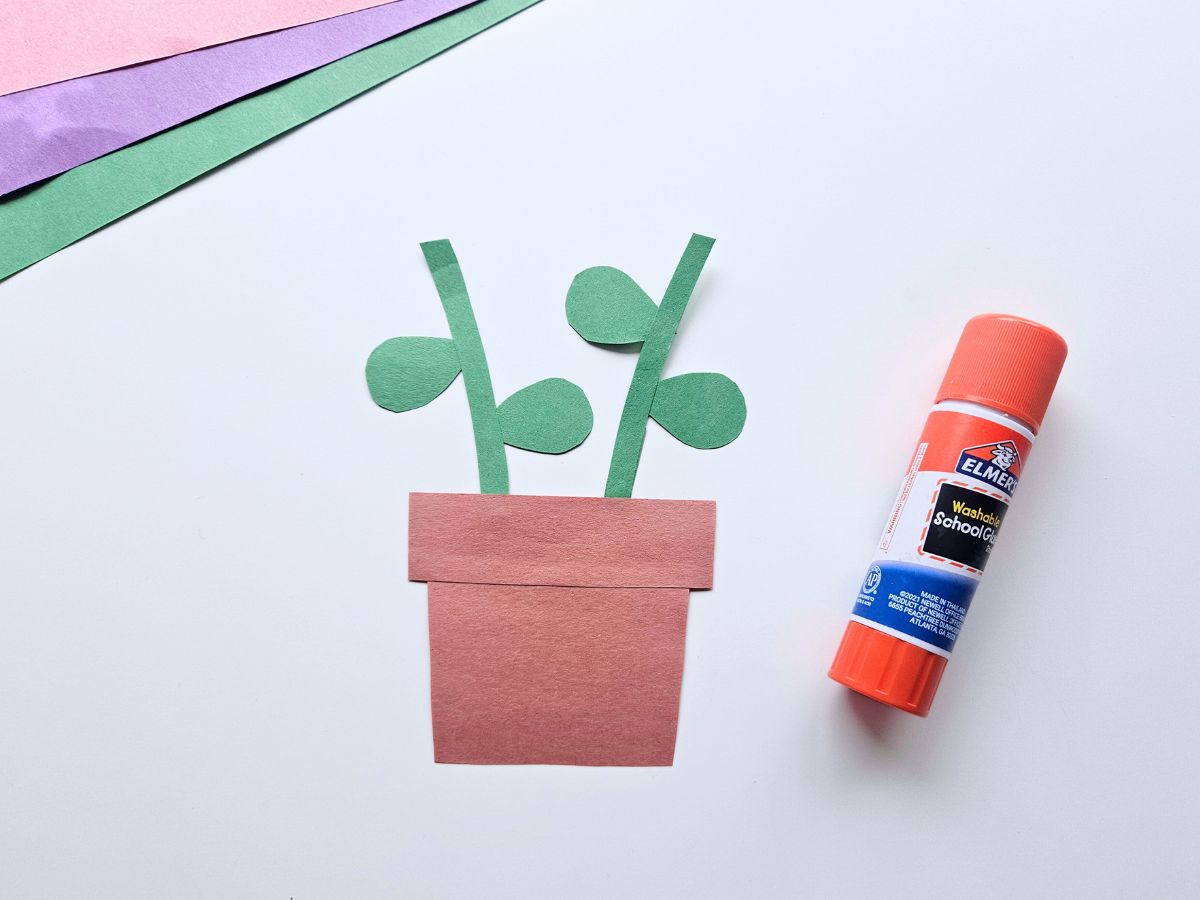 Flower Handprint Craft for Kids (With Free Card Template!) - Raise ...