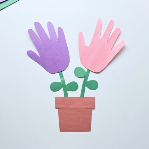 Flower Handprint Craft for Kids (With Free Card Template!) - Raise ...