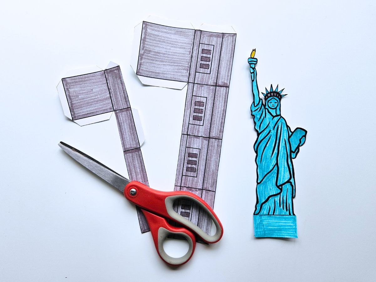 Statue of Liberty 3D Craft for Kids - Raise Curious Kids