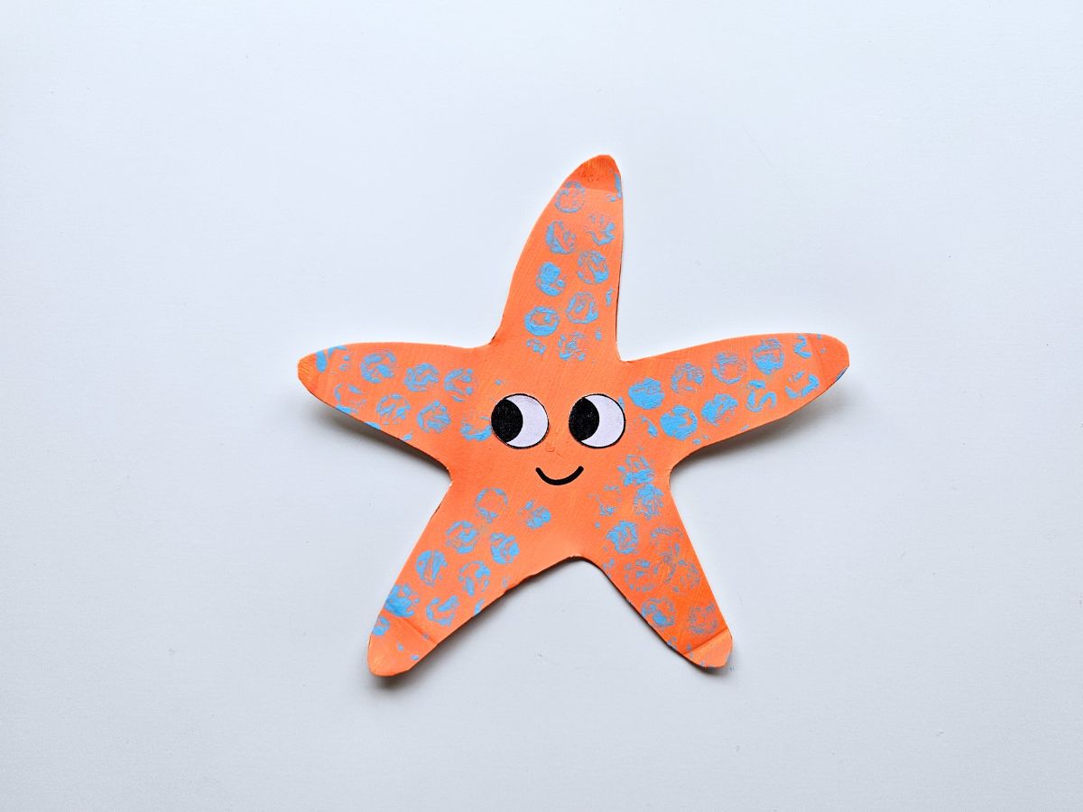 Starfish Paper Plate Craft for Kids - Raise Curious Kids