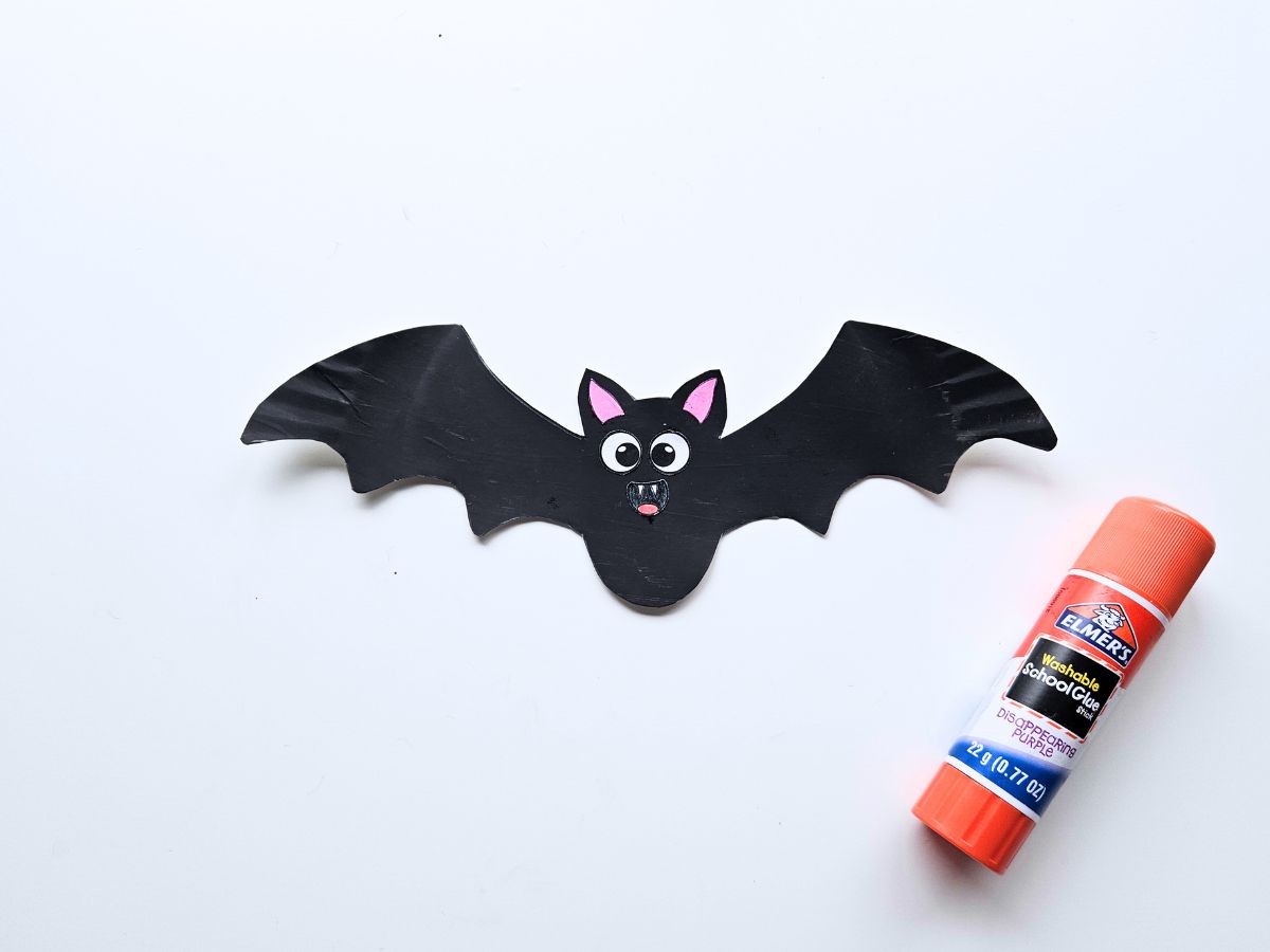 Bat Paper Plate Craft for Kids - Raise Curious Kids