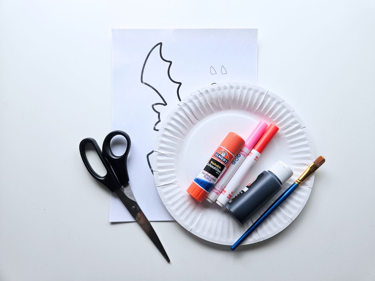 Bat Paper Plate Craft for Kids - Raise Curious Kids