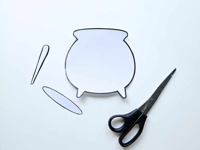 DIY Witch Cauldron Paper Plate Craft - Raise Curious Kids