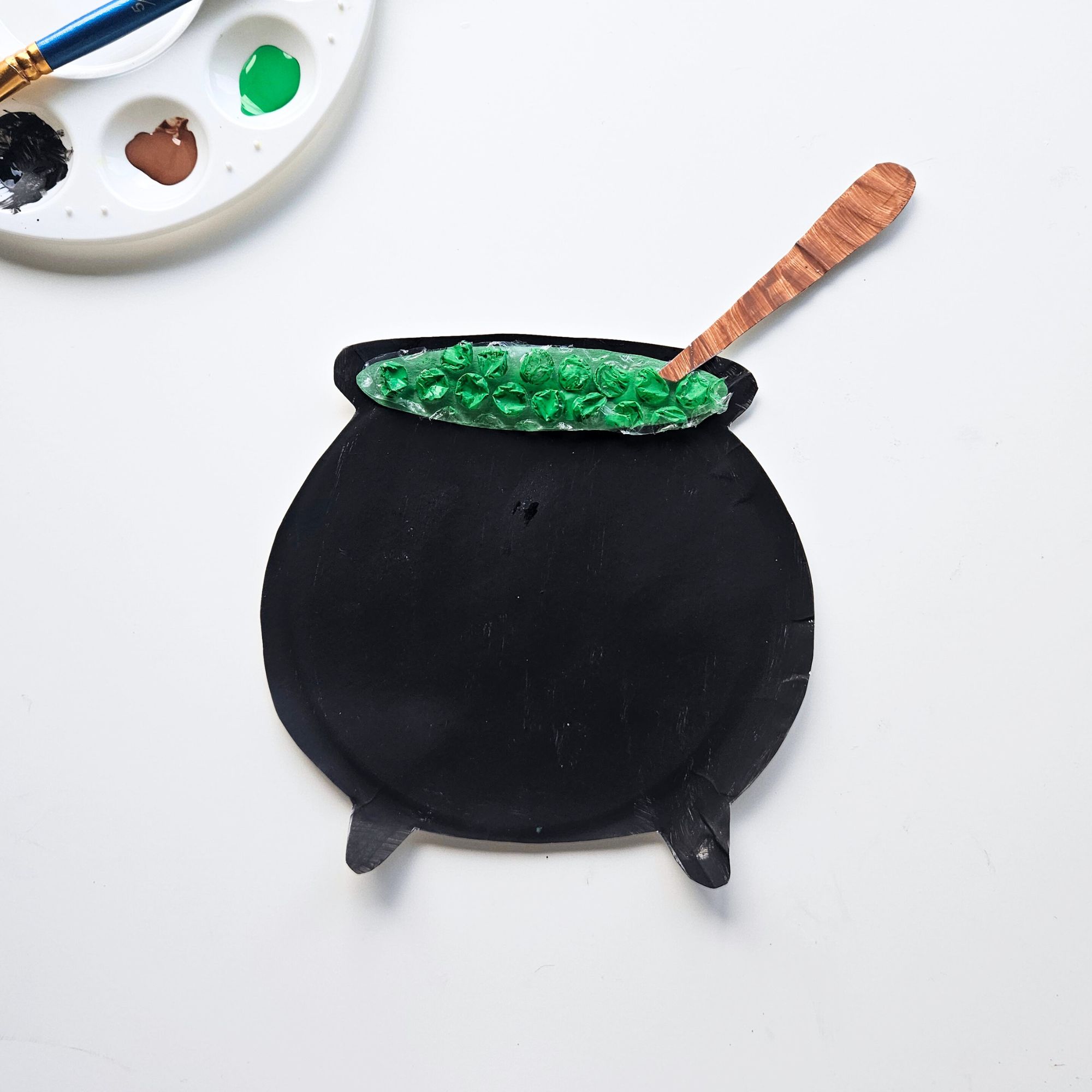 DIY Witch Cauldron Paper Plate Craft - Raise Curious Kids