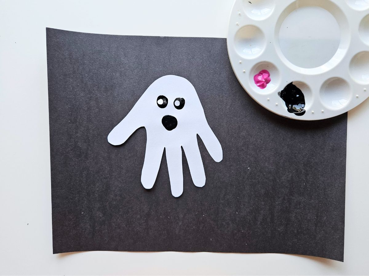 Easy Ghost Handprint Craft for Kids - Raise Curious Kids