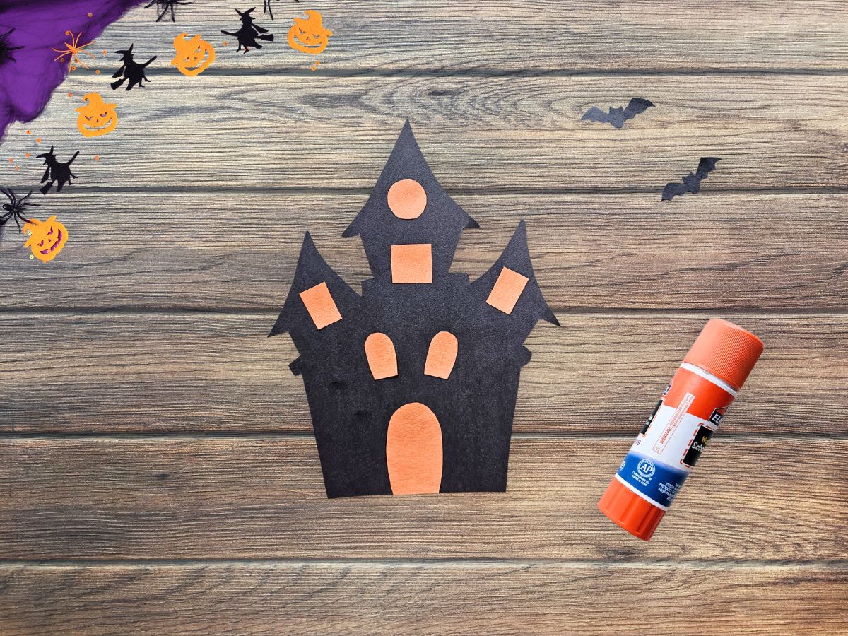Haunted House Paper Craft for Kids (free printable!) - Raise Curious Kids
