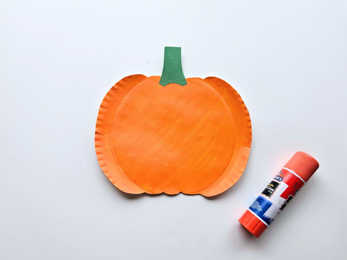 Make Your Own Jack o' Lantern Paper Craft - Raise Curious Kids