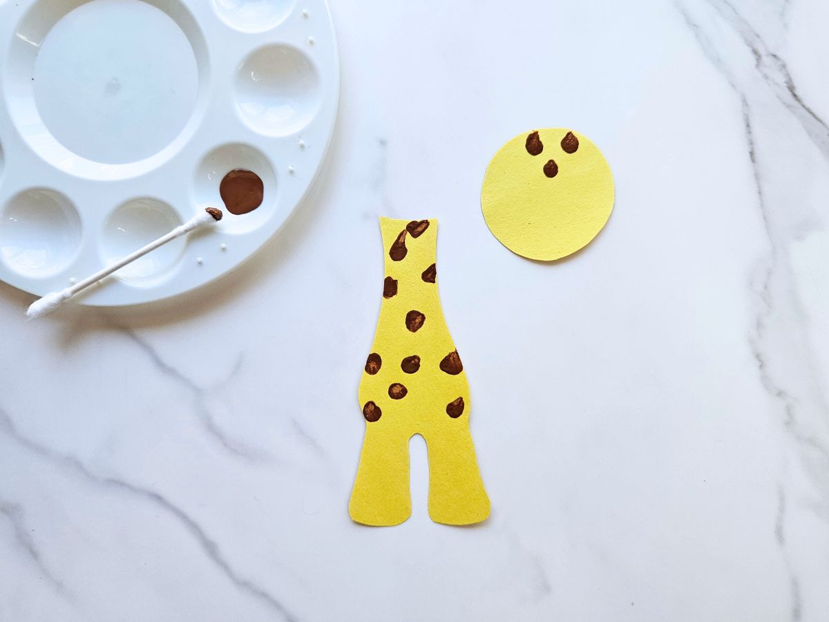 Giraffe Craft for Kids - Raise Curious Kids