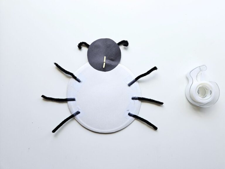 Ladybug Paper Plate Craft for Kids - Raise Curious Kids