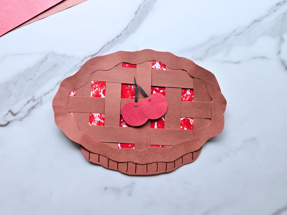 Pie Paper Plate Craft for Kids - Raise Curious Kids