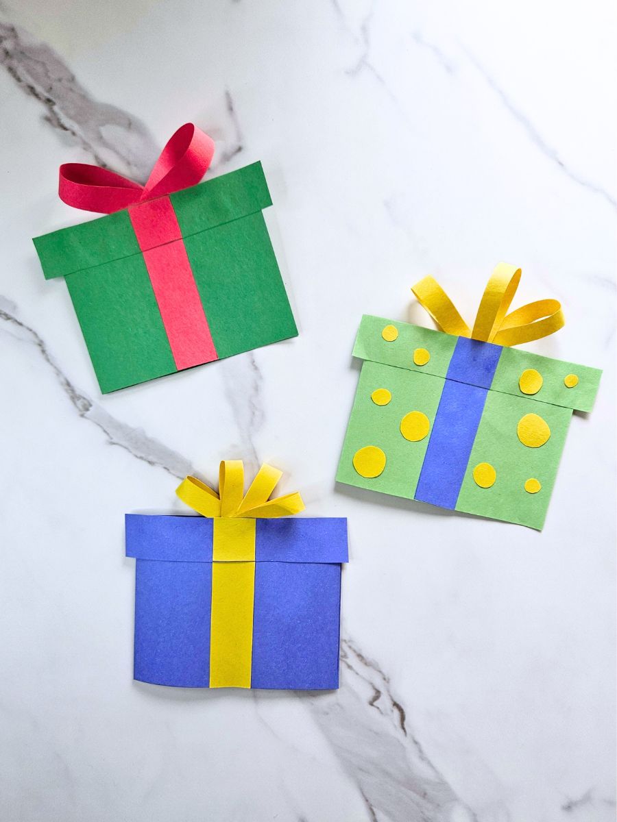 Fun and Easy Christmas Crafts for Kids - Raise Curious Kids