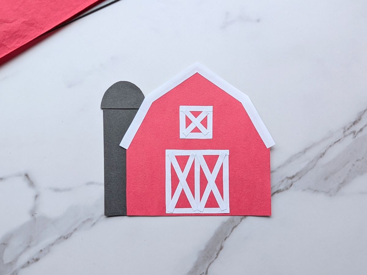 Easy Red Barn Farm Craft for Kids - Raise Curious Kids