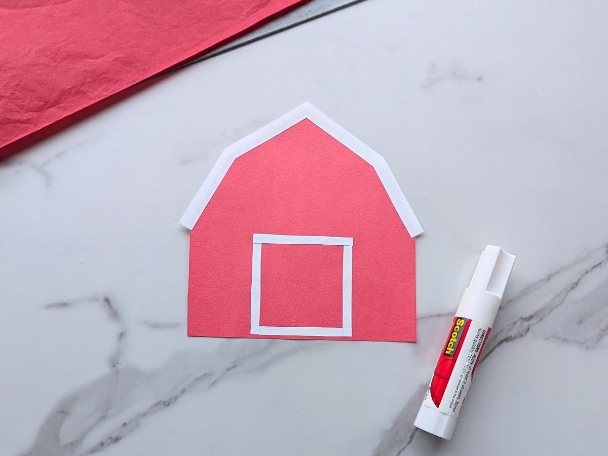 Easy Red Barn Farm Craft for Kids - Raise Curious Kids