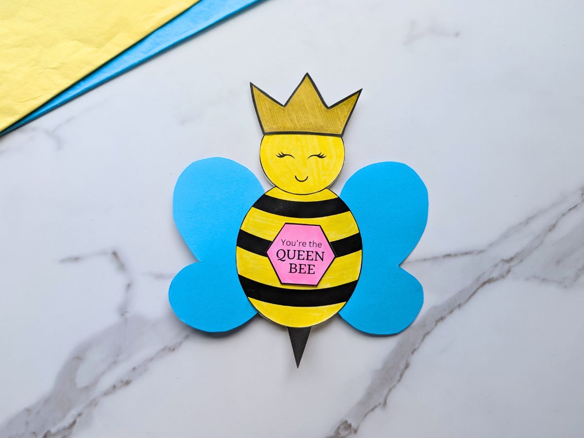 "You're The Queen Bee" Mother's Day Card Craft - Raise Curious Kids