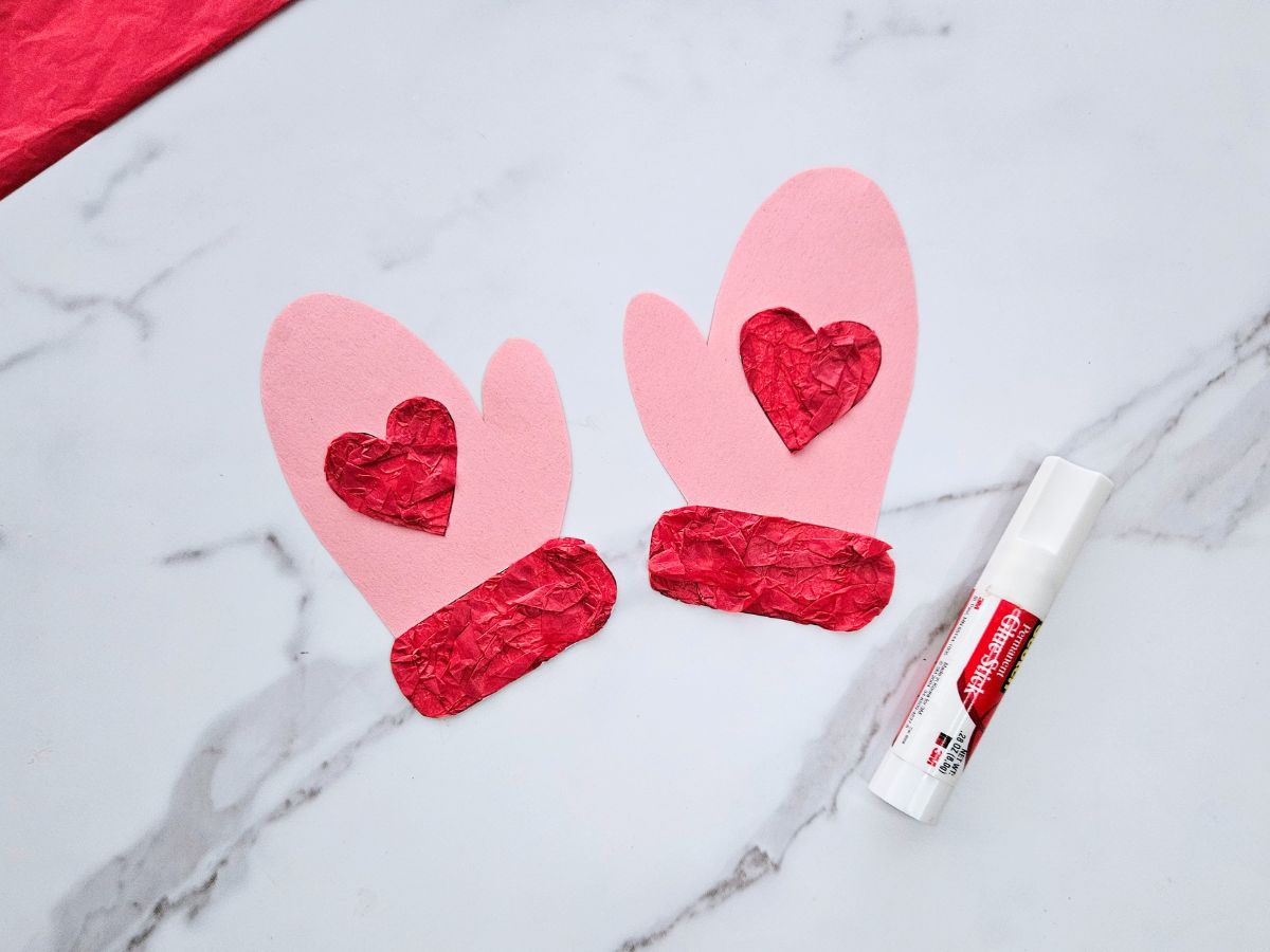 Easy Winter Mittens Craft for Kids - Raise Curious Kids