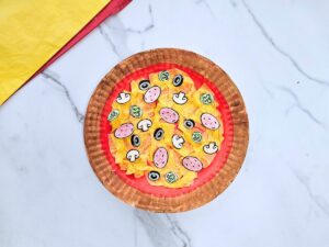 Pizza Paper Plate Craft - Raise Curious Kids